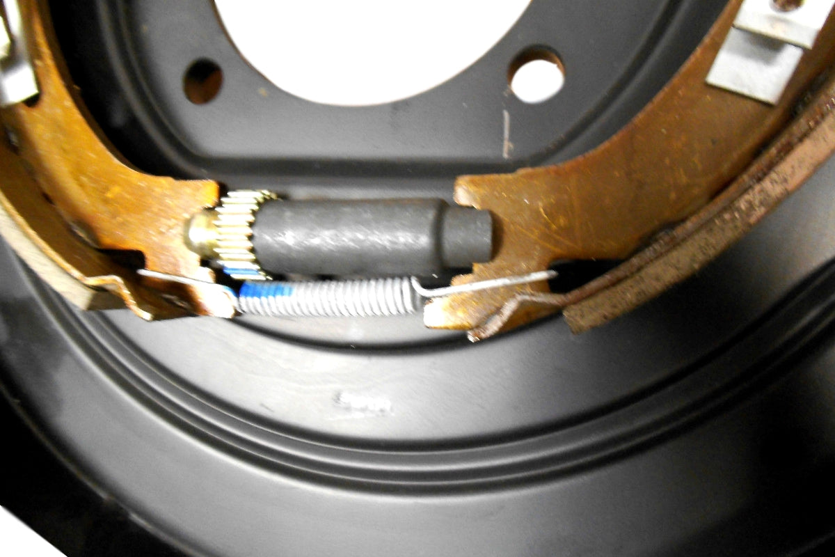 Ford 1999-2008 Parking Brake Backing Plate Assy w/ Brake Pads E7078030 ...